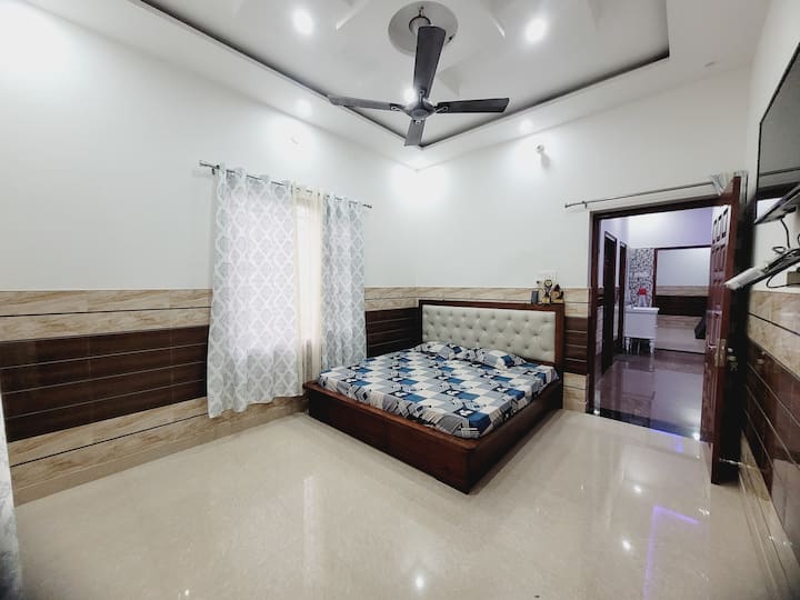 Cozy Retreat In The Heart Of Himachal Pradesh - Una