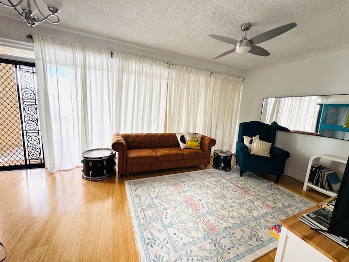 Beatles Beach Unit - 馬里恩