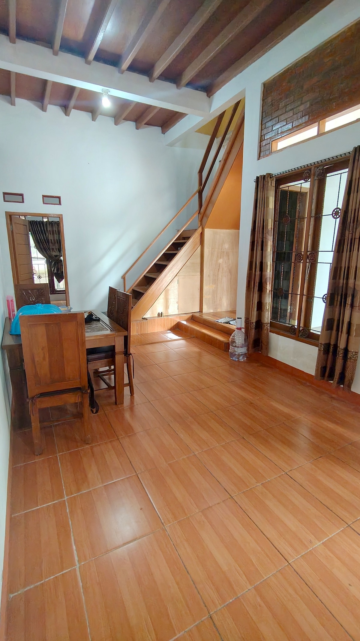 Cheap, Comfortable, Cool, Anti One Way and Traffic Jam Villas ...