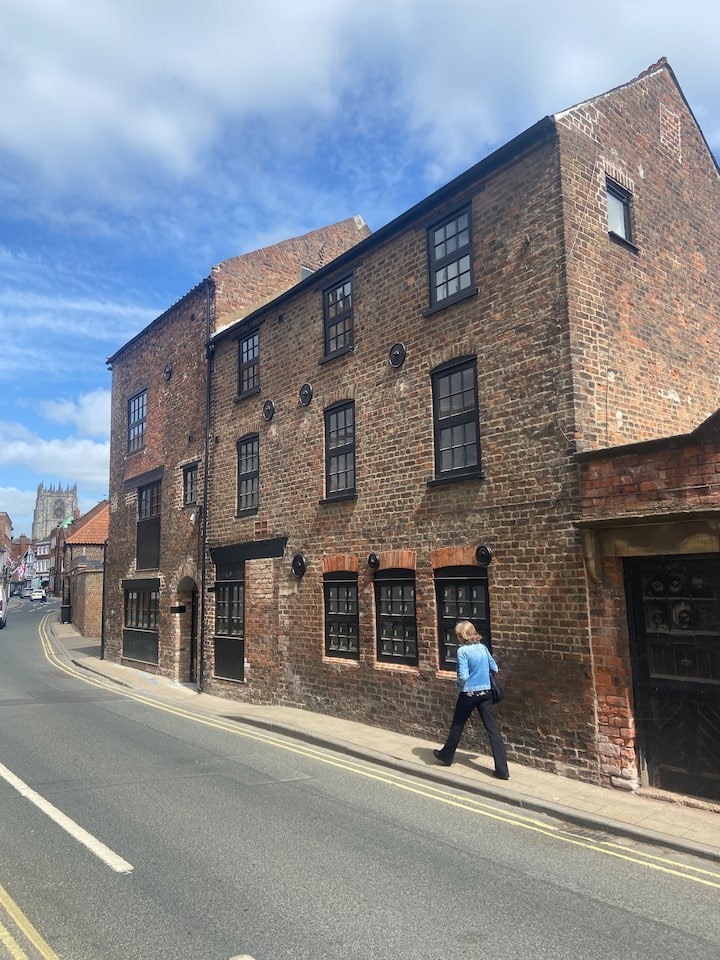 The Old Bakehouse In Central Historical Beverley - Beverley