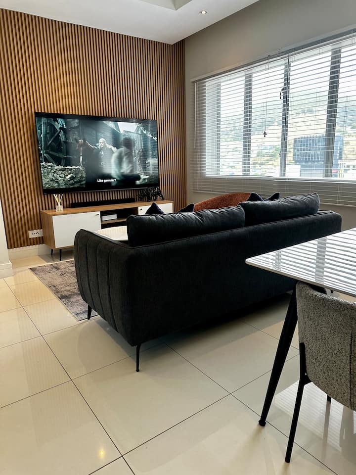 Modern 1-bed Apartment At The Pullman - Cape Town