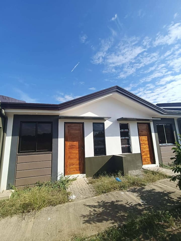 Cozy Budget 2br House – Hermosa - Hermosa