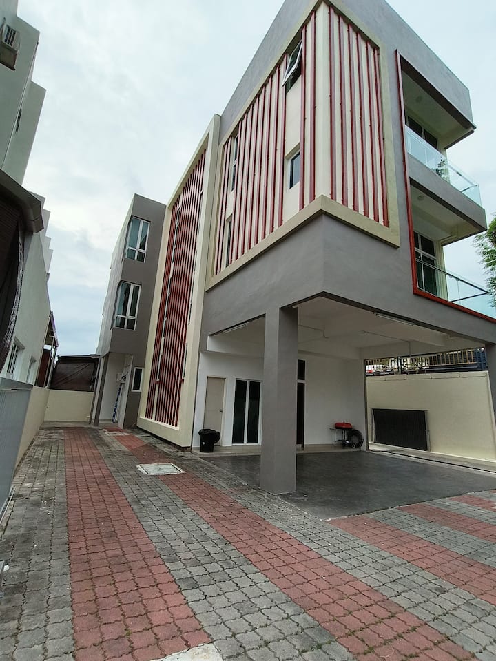 406a  Jelutong Semi D.别墅度假屋 - George Town