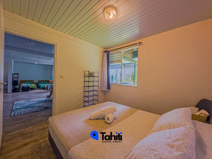 Tautira Escape - Waterfall Haven - Tahiti