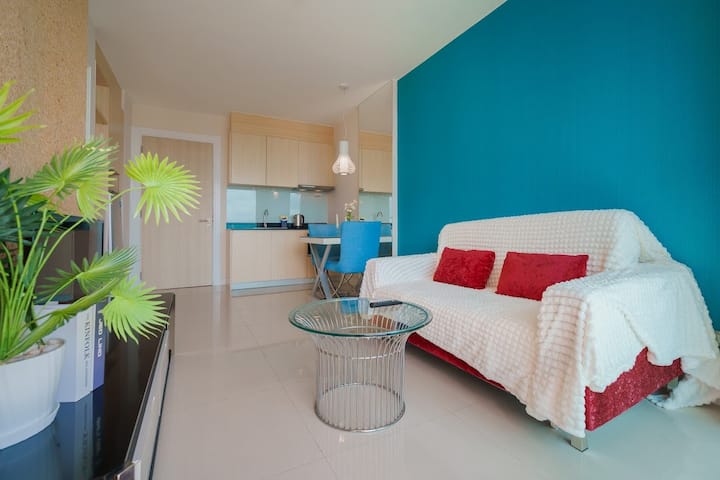 Pool View - 1br Suite Bills Included - Jomtien