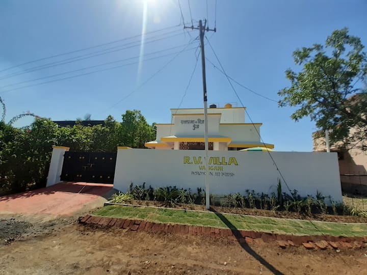 R V Villa Rooms And Lodging - Neral