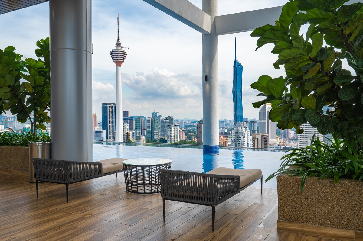 Colony Infinitum-Deluxe Queen Room A2903(A) - Apartments for Rent in ...