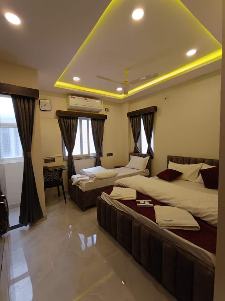 Hotel Legacy Grand | Cozy Family Room | Near Aig - Hyderabad