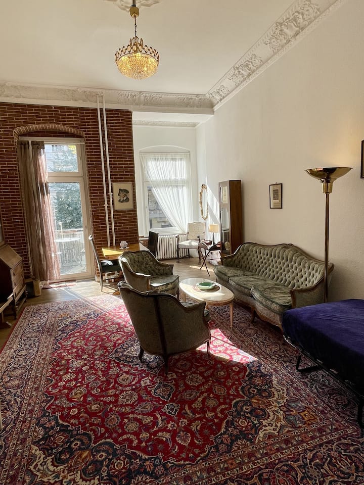 Retreat With Vintage Charm In Charlottenburg - Berlijn