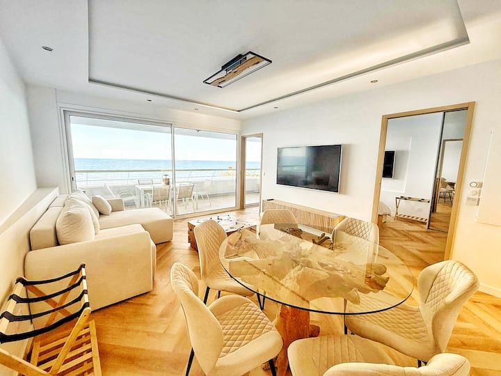 #C11 Escape Facing The French Sea Like On A Boat - Golfe-Juan