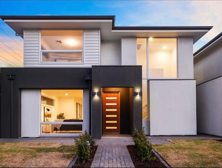 Central Superstar. Under 10 Min To Cbd & Beach. - Adelaide