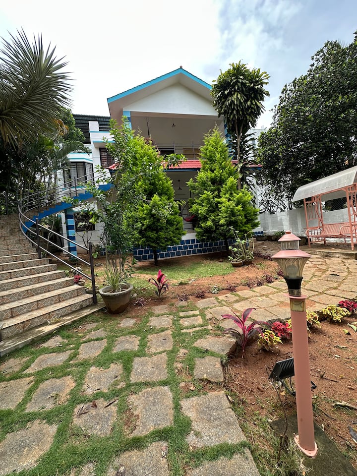 Thatva Nivas - Yelagiri Lake View Garden Villa - Yelagiri