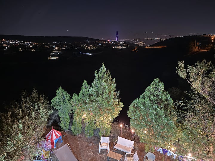 Peaceful Hillside Home With Yard & City Panorama - Tbilisi