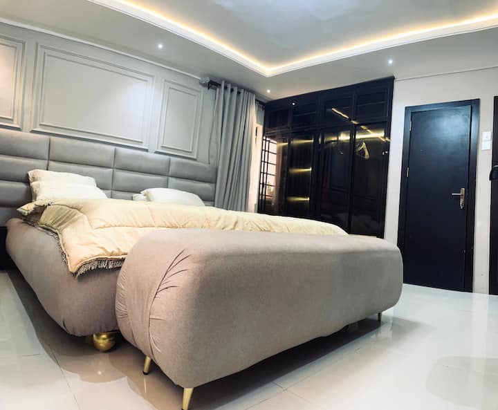 Rare Luxury 2‑bed Guest House With Private Garden - Nigeria