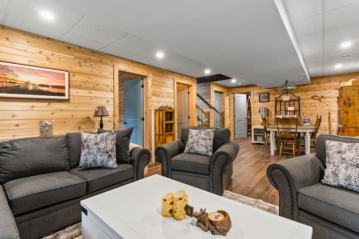 Cozy Escape In Minden Hills, Deck + Views - Kawartha Lakes