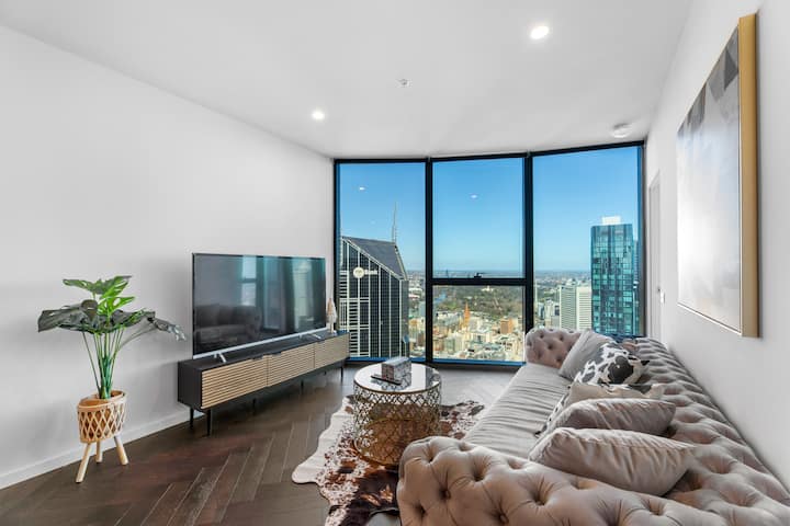 Sky High Brand New 2b2b Apartment At Cbd Mel - Tottenham