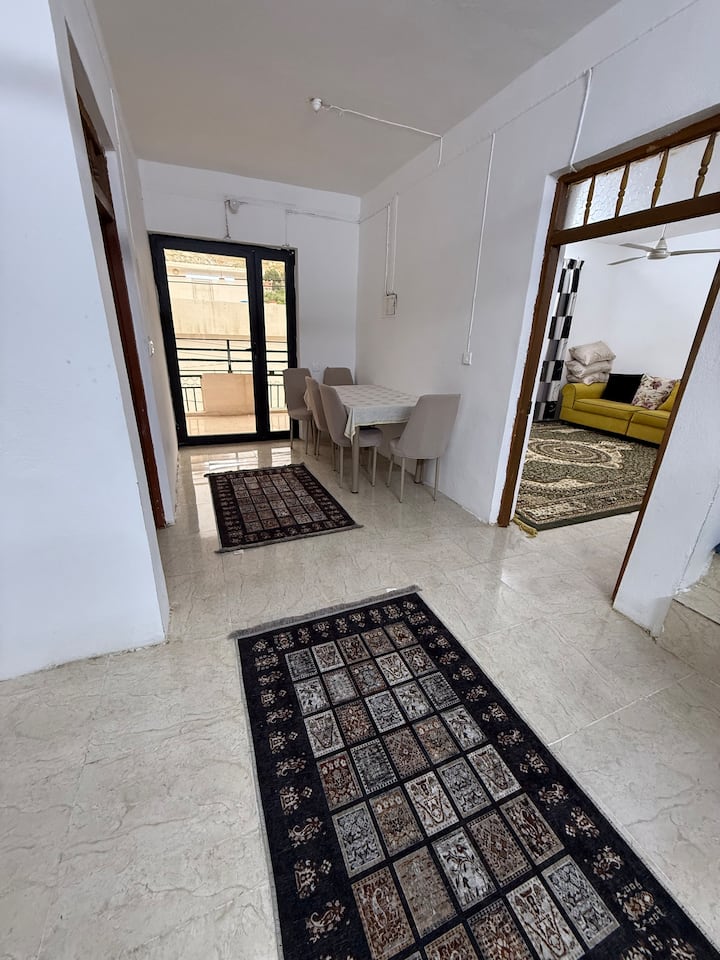 This House In The Center Of Akre- Old Neighborhood - Irak