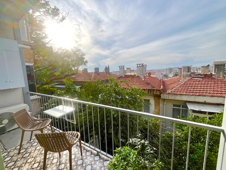The Pink Flat With Balcony - İstanbul