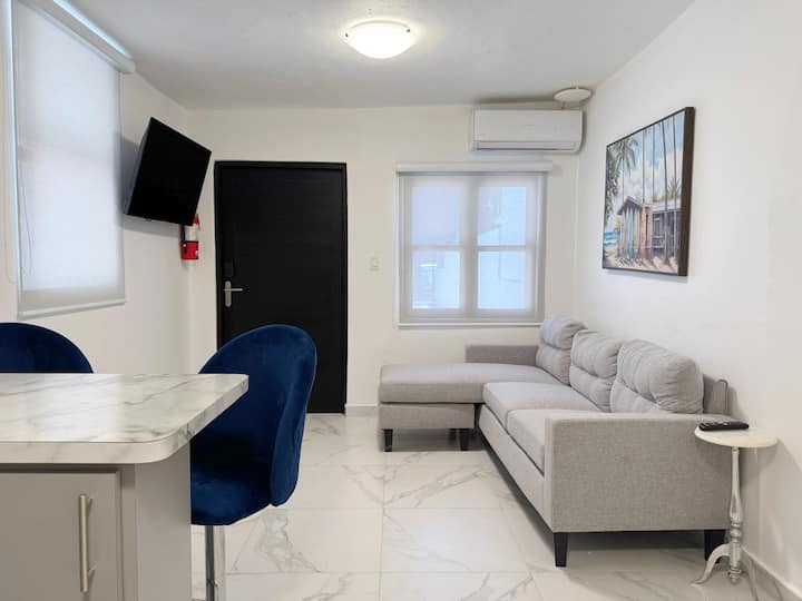 1bd By Condado Beach With Generator And Rooftop - San Juan