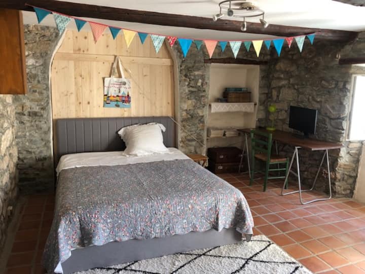 Chambre D'hôtes, Dans Hameau Proche D'alès - Alès