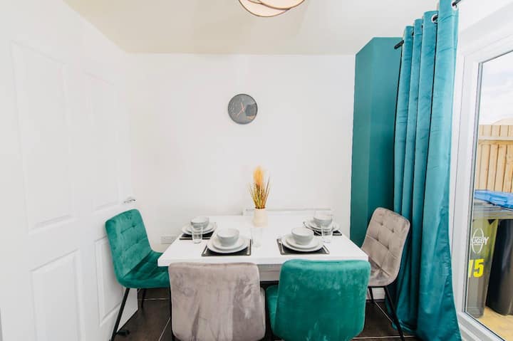 Contractors Stay|sleeps 6|2.5bath|free Parking - Rugby