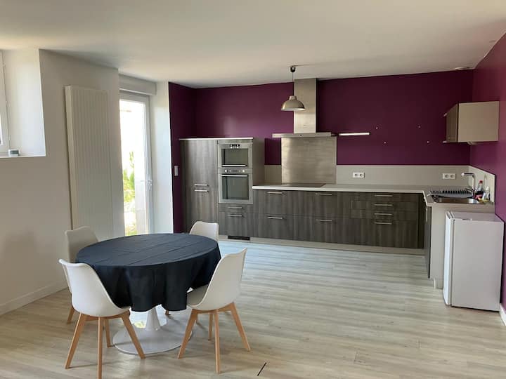 Maison Lumineuse Avec Jardin Et Parking Privé - Aurillac