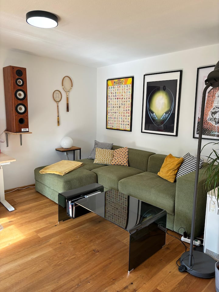 Ruhige 2,5zi.-wohnung Mit Balkon – 25 Min. München - Freising