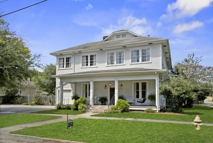 Garden + Good Fortune Suite At The Bay - Hattiesburg, MS