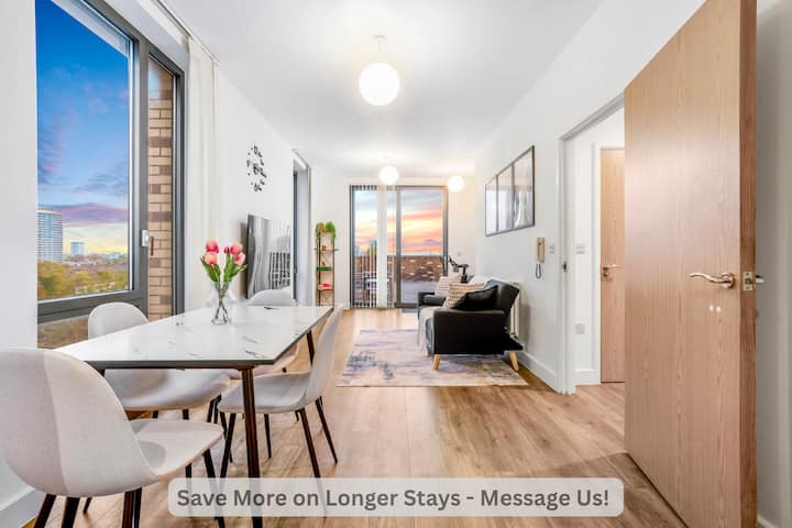3-bed Penthouse With Terrace, Gym & Weekly Deals - Londres