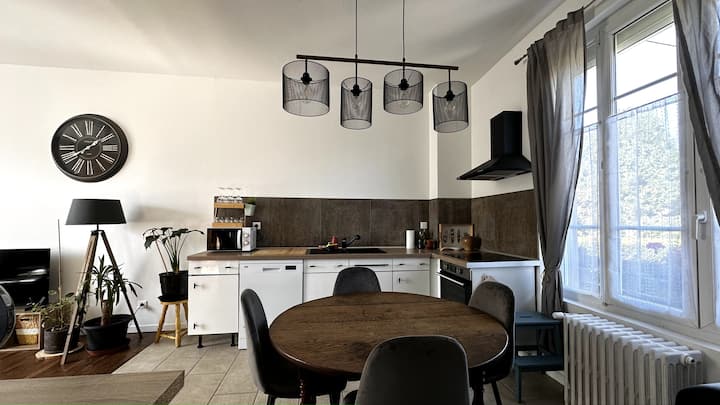 Villa Nelly - Maison Spacieuse & Jardin - Nevers