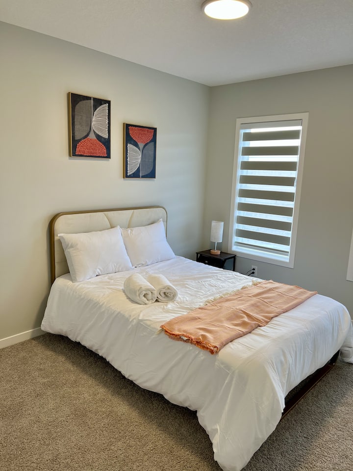 Casa Iluminada - 2 minutos da escola, lojas e hospital - Airbnb