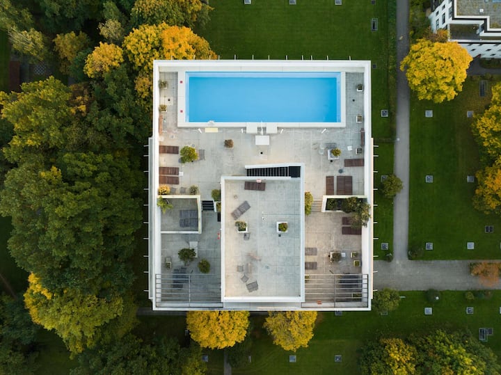 Penthouse-style Designer Flat + Rooftop Pool - Munique