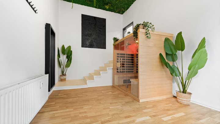 Design Suite · Sauna & Zentral · 75 Qm - Berlin