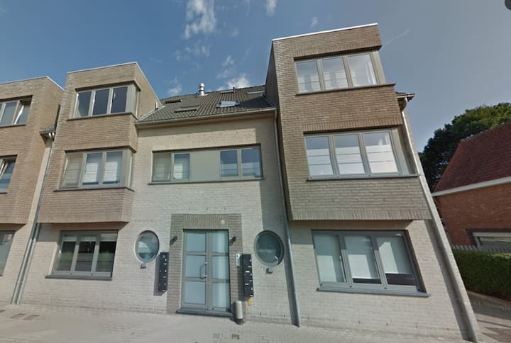 Modern Duplex Apartment With Terrace & Garage - Lokeren