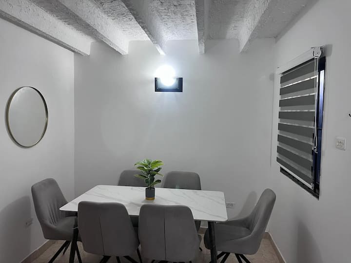 La Casa Del Artista Creativo. - Soledad