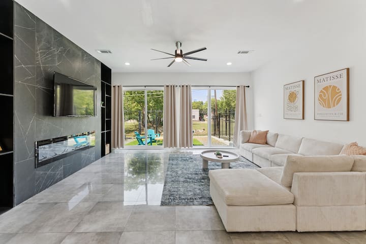 Luxury Urban Townhouse - Skyline View No. 1509 - Dallas, TX