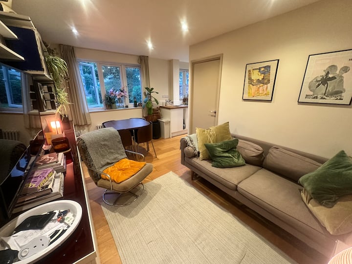 Cosy Home In East London - London