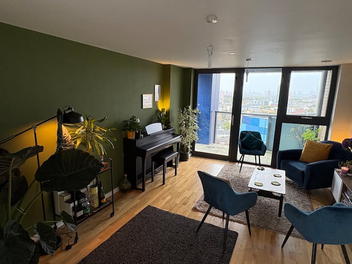 1 Bed High Rise Flat Near Greenwich/lewisham - London