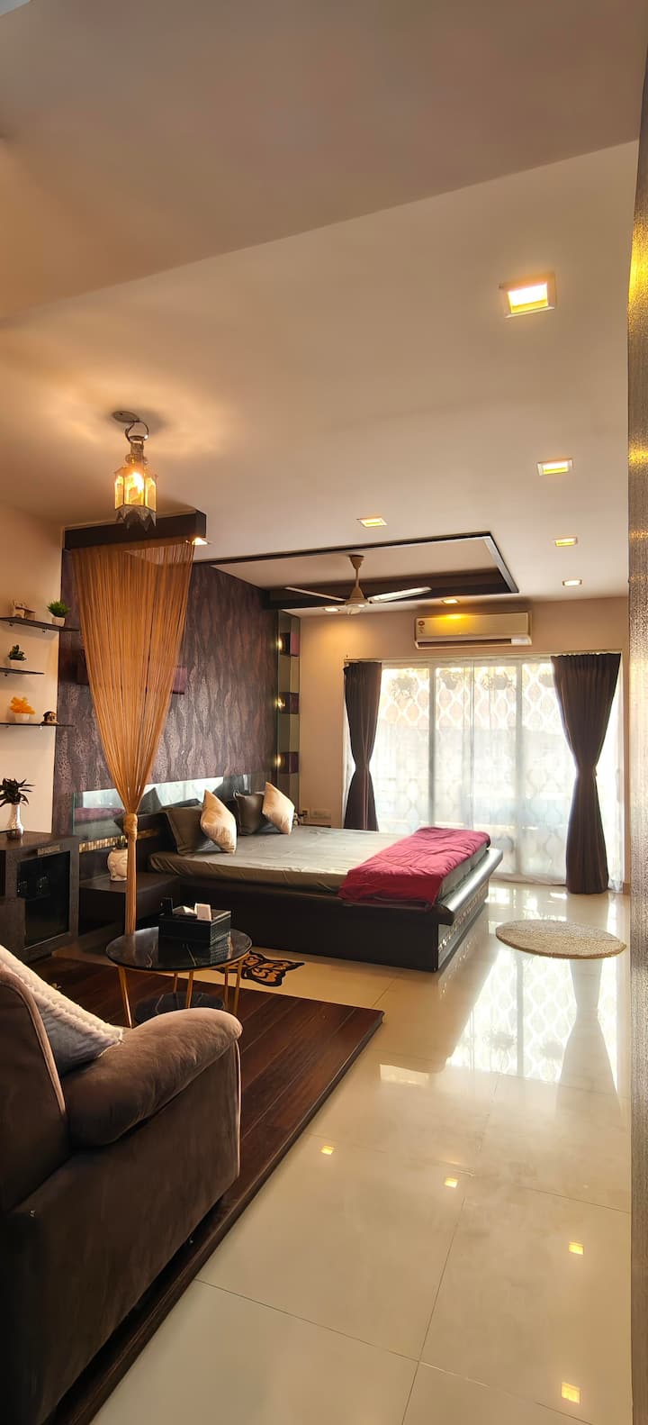 Room W/pool, & Balcony Airport & Cc2, Gym - Kolkata