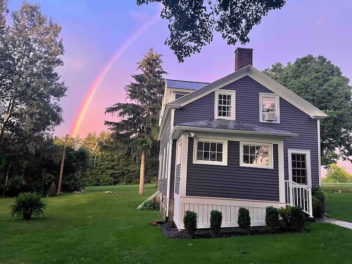 1865 Farmhouse: Mountain, Monument & Meadow Views - Bennington, VT