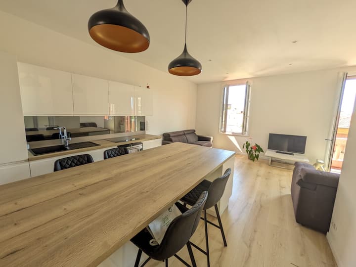 Grand 3 Pièces Lumineux à 100 M De Monaco - Mônaco