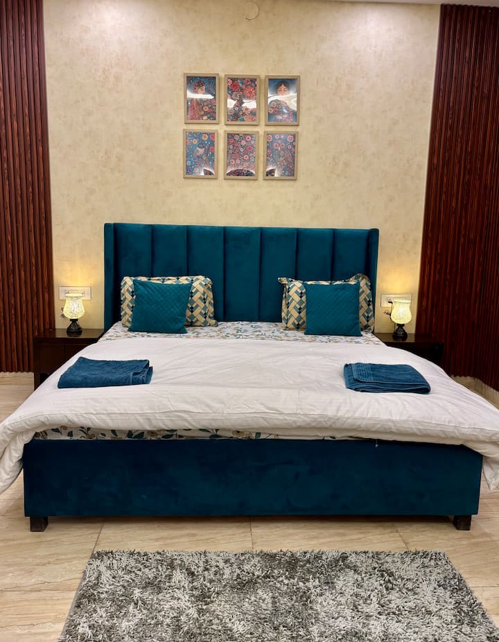 Gharonda – Your Cozy Nest | Self Check-in - Zirakpur