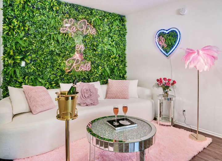 Westlake Village Escape • 1br/2ba With Pool View - Westlake Village, CA