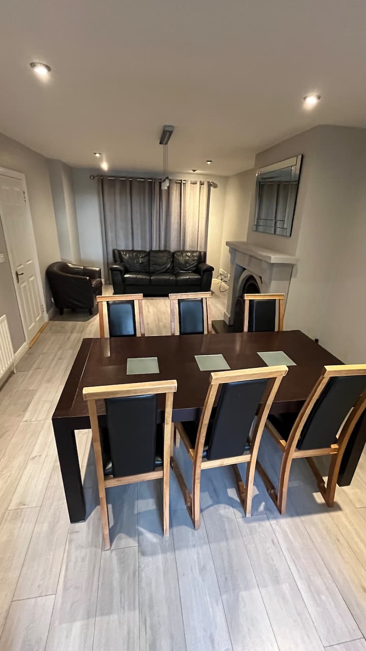 Beautiful 5 Bedroom Home Near To Sligo Town Centre - Sligo