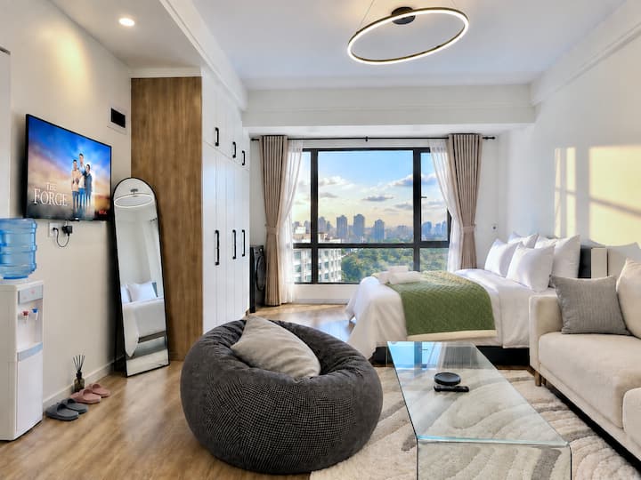 Spacious High-rise Studio Stunning City Views - Nairobi