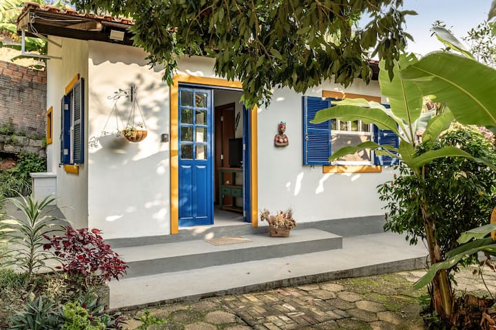 Azorean House With Parking Near Sebrae - Florianópolis