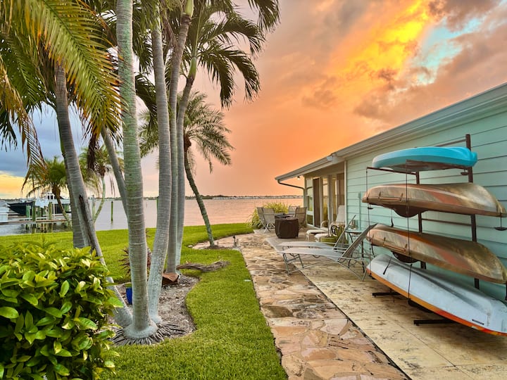 Lagoon Sunsets/dock Fishing/kayak/beach/bike/court - The Bahamas