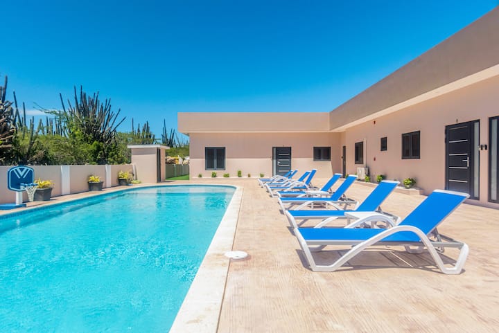 Palm Beach Hideaway #3 - 2bed 2bath Pool/rooftop - Aruba