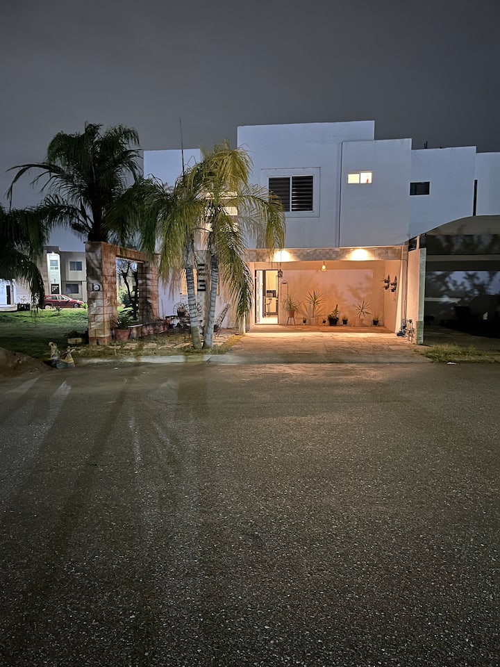 Ideal Para Grupos De Trabajadores, Zona Industrial - Torreón