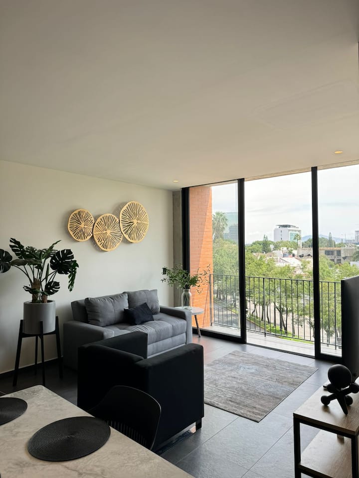 Hermoso Depa Muy Cercano A Consulado/minerva/expo - Zapopan